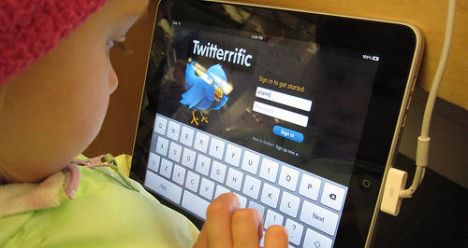 iPads for kids? Experts warn of risks