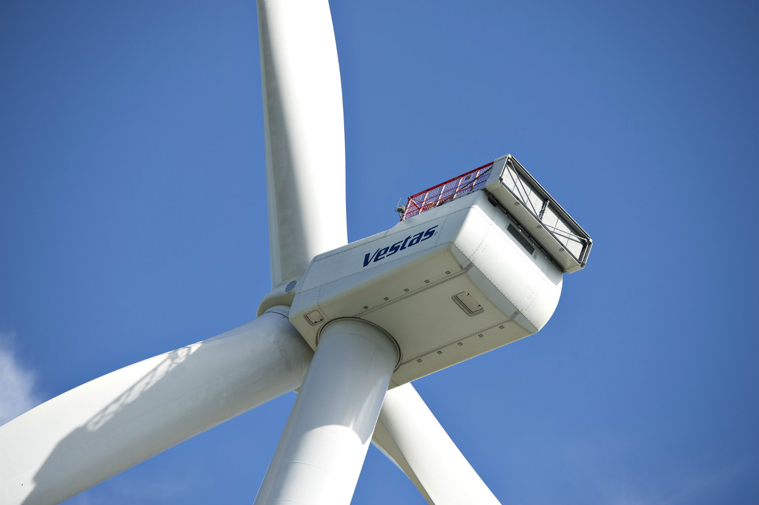 Wind turbines ‘as big as the Eiffel Tower’ to be tested in Denmark