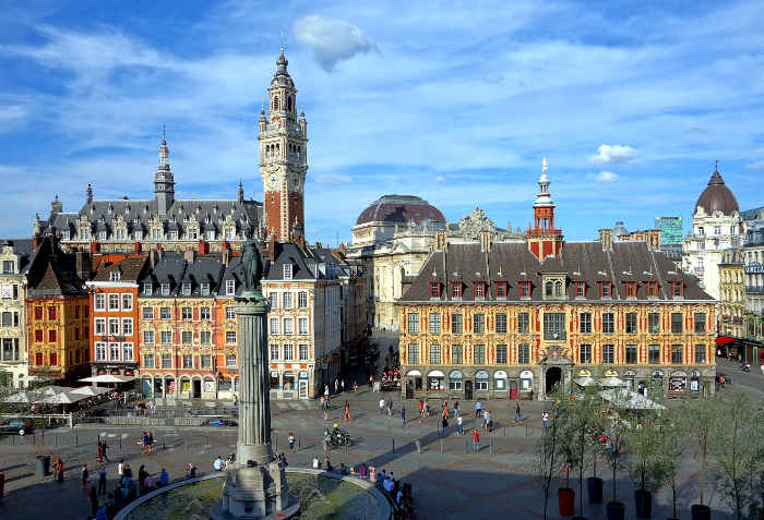 The most beautiful squares across France
