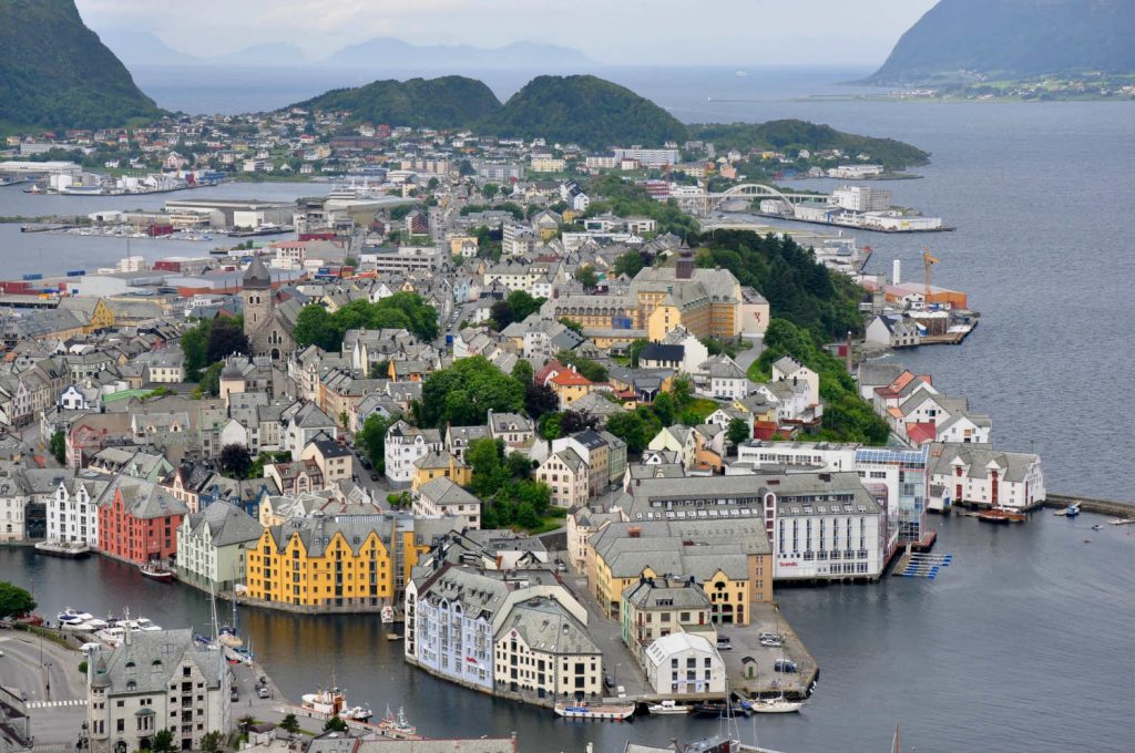 Ålesund in summer: Top 10 things to do