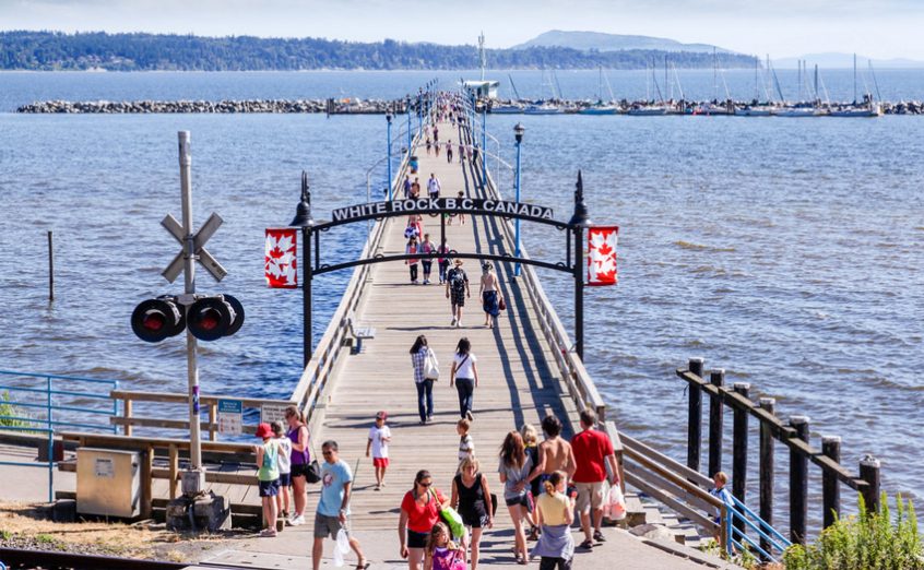 French teen detained for two weeks after accidentally jogging across US ...