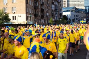 World Cup heist: Teen thieves posing as Sweden football fans rob ...