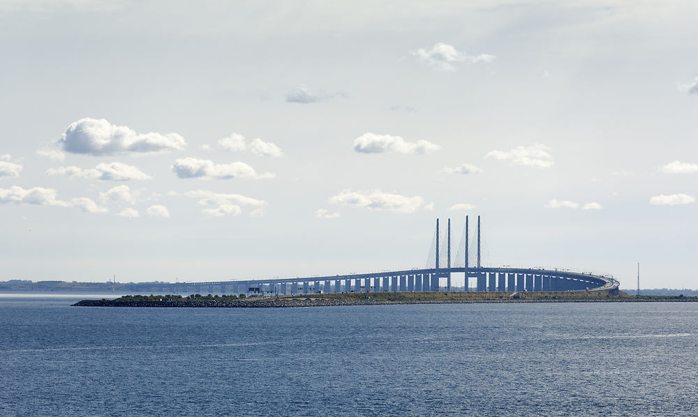 New speed controls eyed for famed Sweden to Denmark bridge - The Local