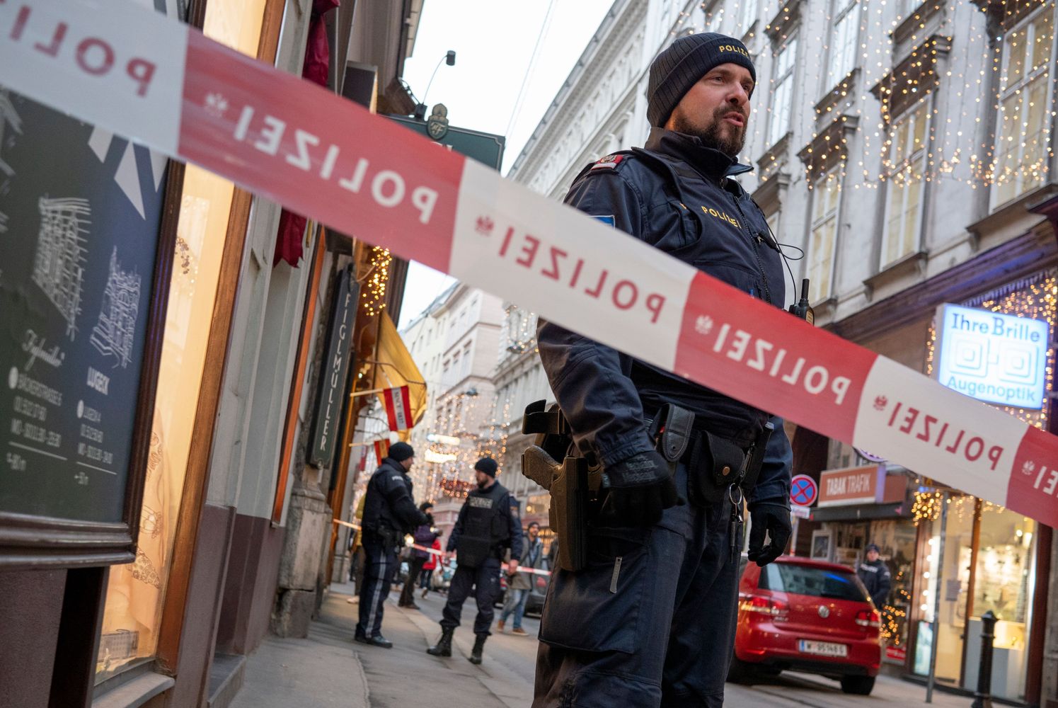 Vienna shooting ‘linked to Balkan mafia’: police