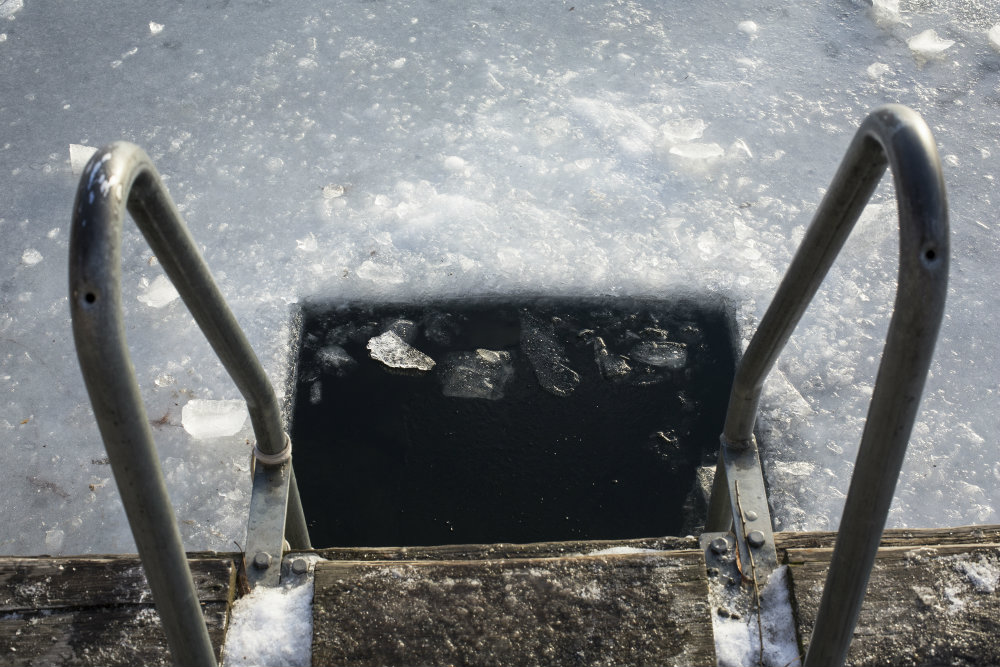 Why the shocking cold of winter bathing is a Nordic favourite - The Local