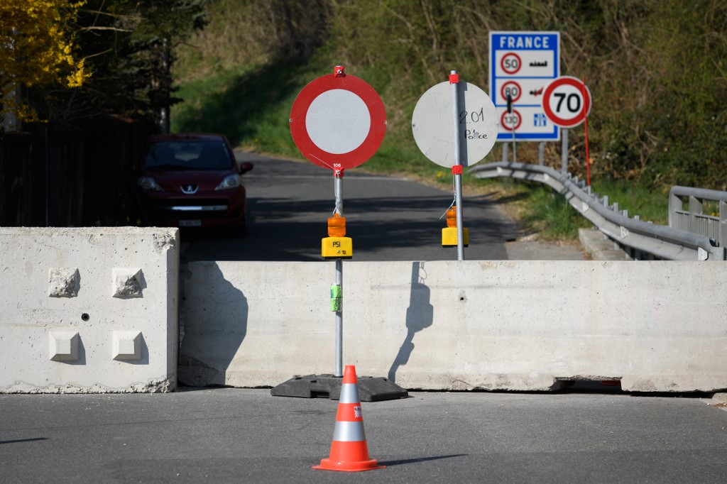 Five border crossings between Geneva and France re-open - The Local