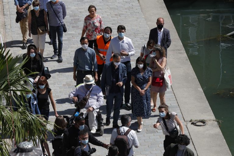 EXPLAINED: How do Paris’ new mask rules work?