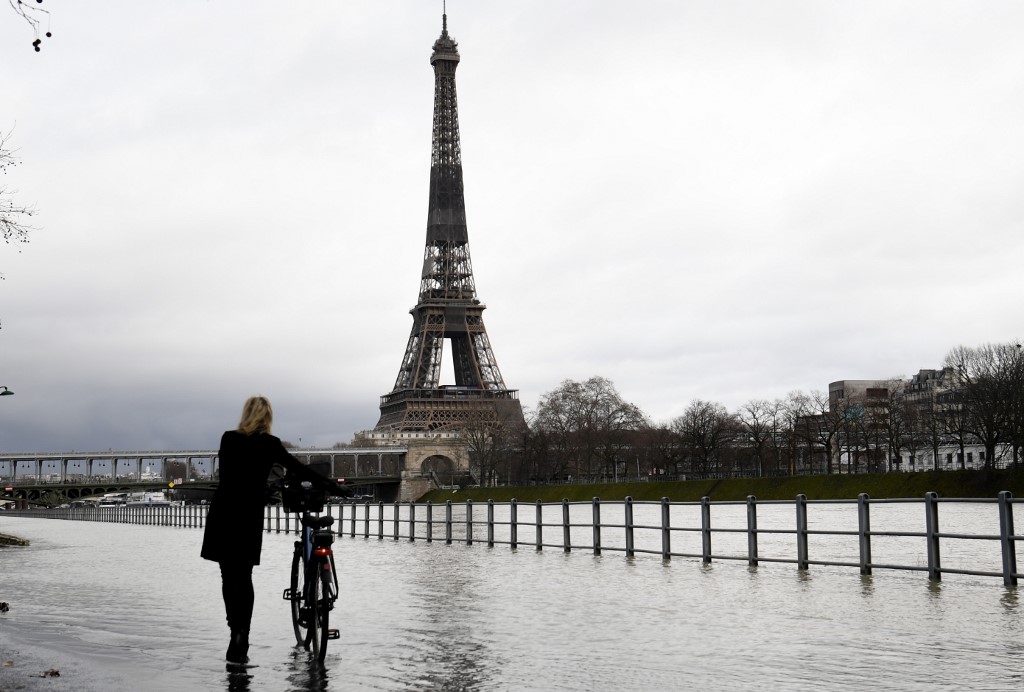 IN PICTURES: Seine floods in Paris as France faces further storms