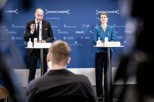 Covid-19: Denmark eases culture restrictions but keeps nightlife curbs