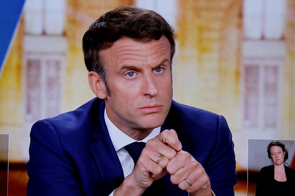 Macron judged ‘most convincing’ in TV debate with Le Pen