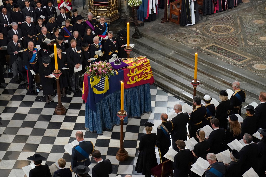 Norway’s King Harald and Queen Sonja attend the funeral of Queen ...