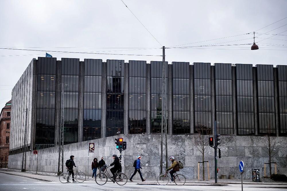 Denmark reduces national debt by 25 percent since 2021